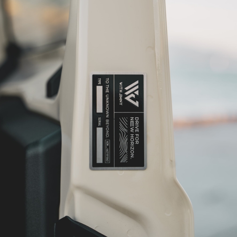 新型ジムニーの光らないシフトポジションをLEDで光るシフトゲートパネル取り付け！星光産業（EXEA）お手軽カスタム | JIMKENブログ